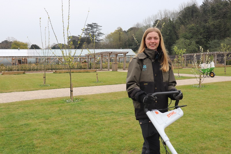 National Trust Jobs :: Elinor: Gardening apprentice on Horticulture or Landscape Operative level 2